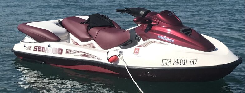FOR SALE - 2000 Sea-Doo LRV 4-Seater Personal Watercraft – Pristine ...